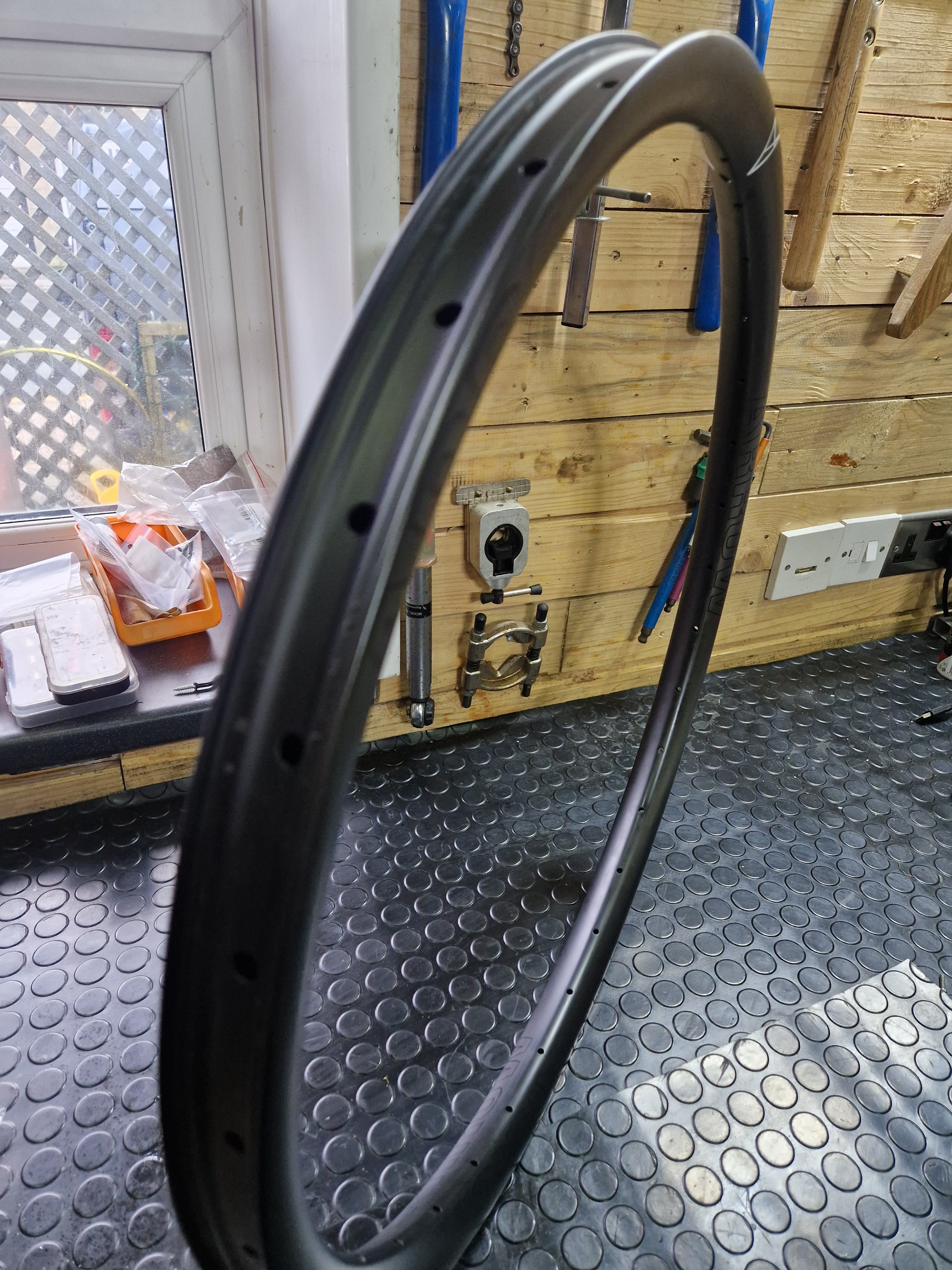 Arrow Carbon Enduro MTB Rim – Arrow Wheels Store